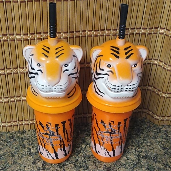 Kitchen | San Antonio Zoo Cups | Poshmark